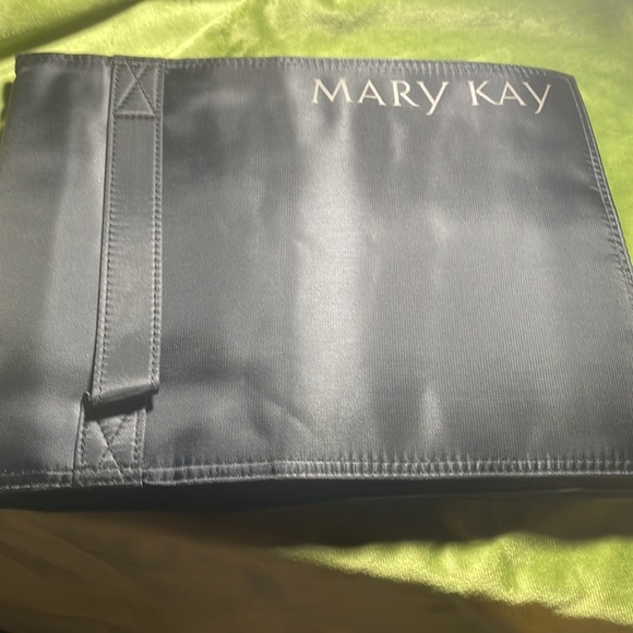 Mary Kay | Makeup | Mary Kay Classic Travel Rollup Bag | Poshmark